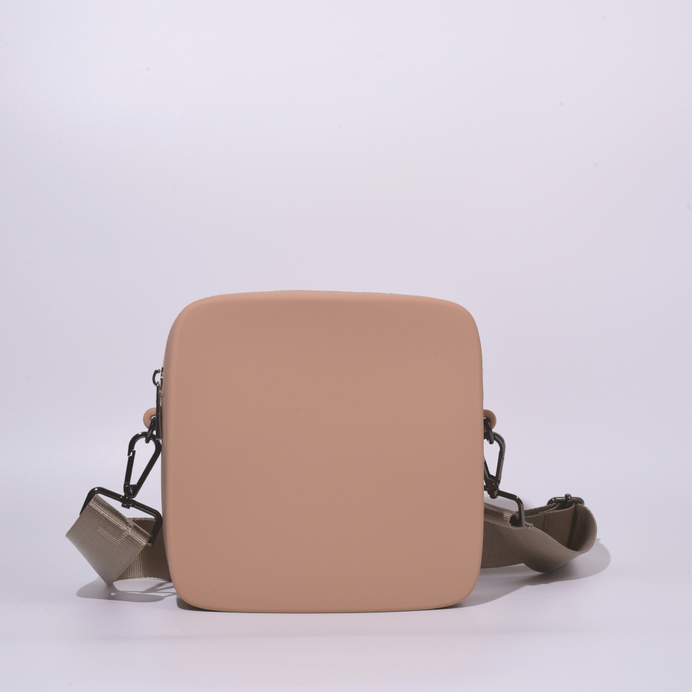 MINI QUAD BAG Archives - Lapetia